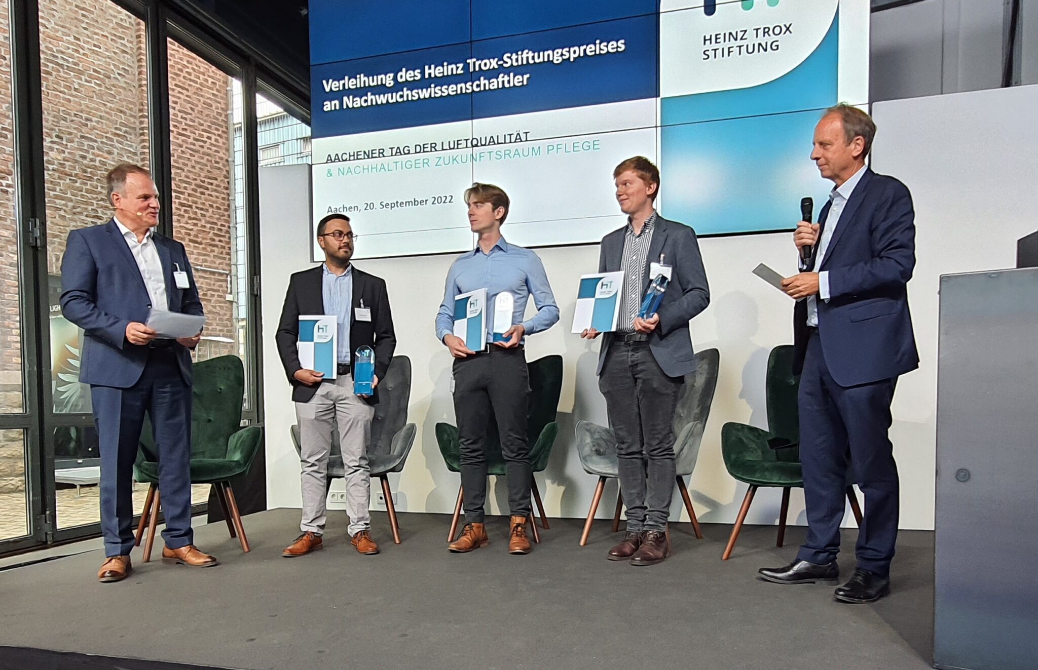 „Verprassen Sie das Preisgeld!“ - cci Dialog GmbH