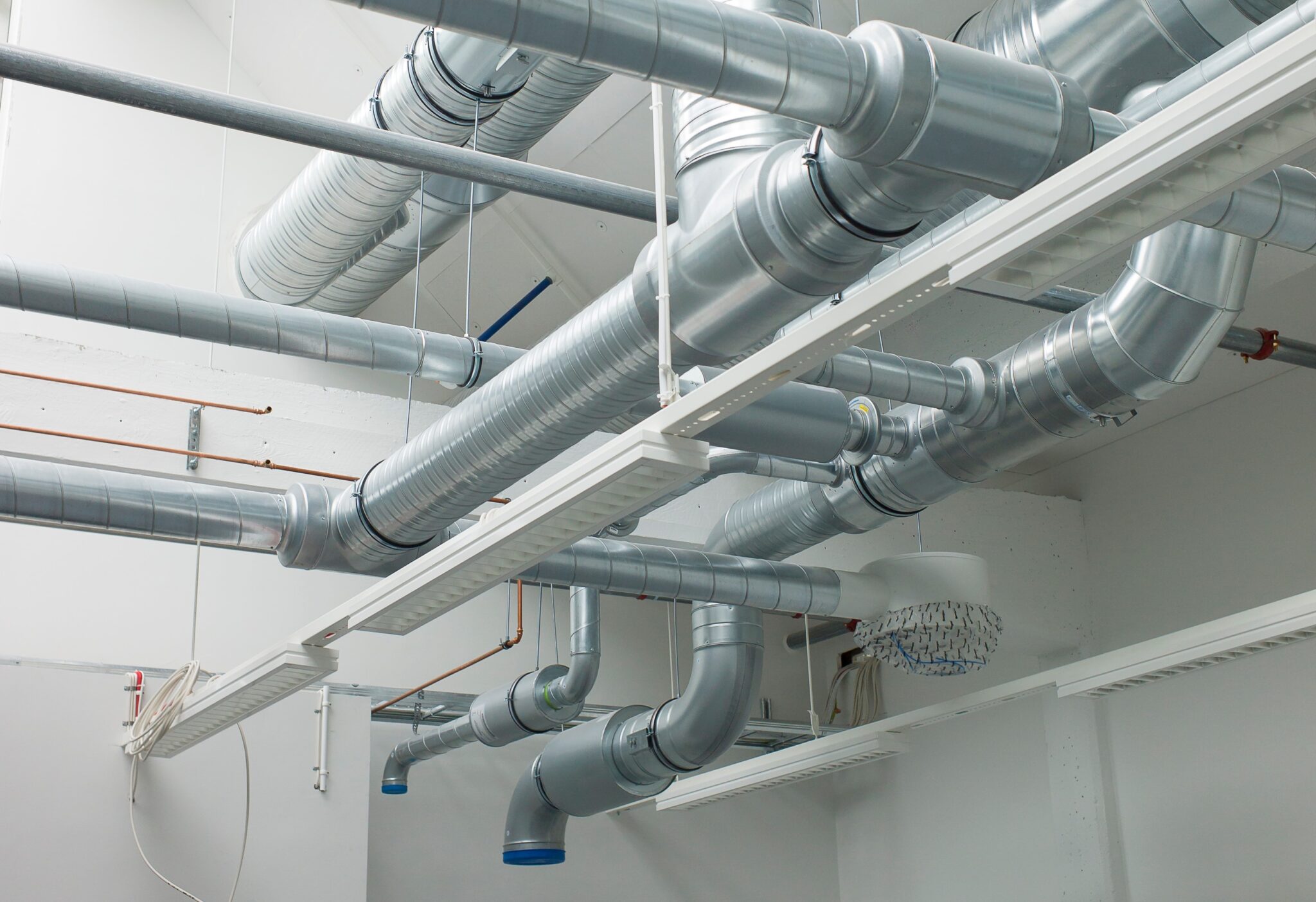 Felderer/Lindab: Luftleitungssystem mit hoher Passgenauigkeit - cci ...