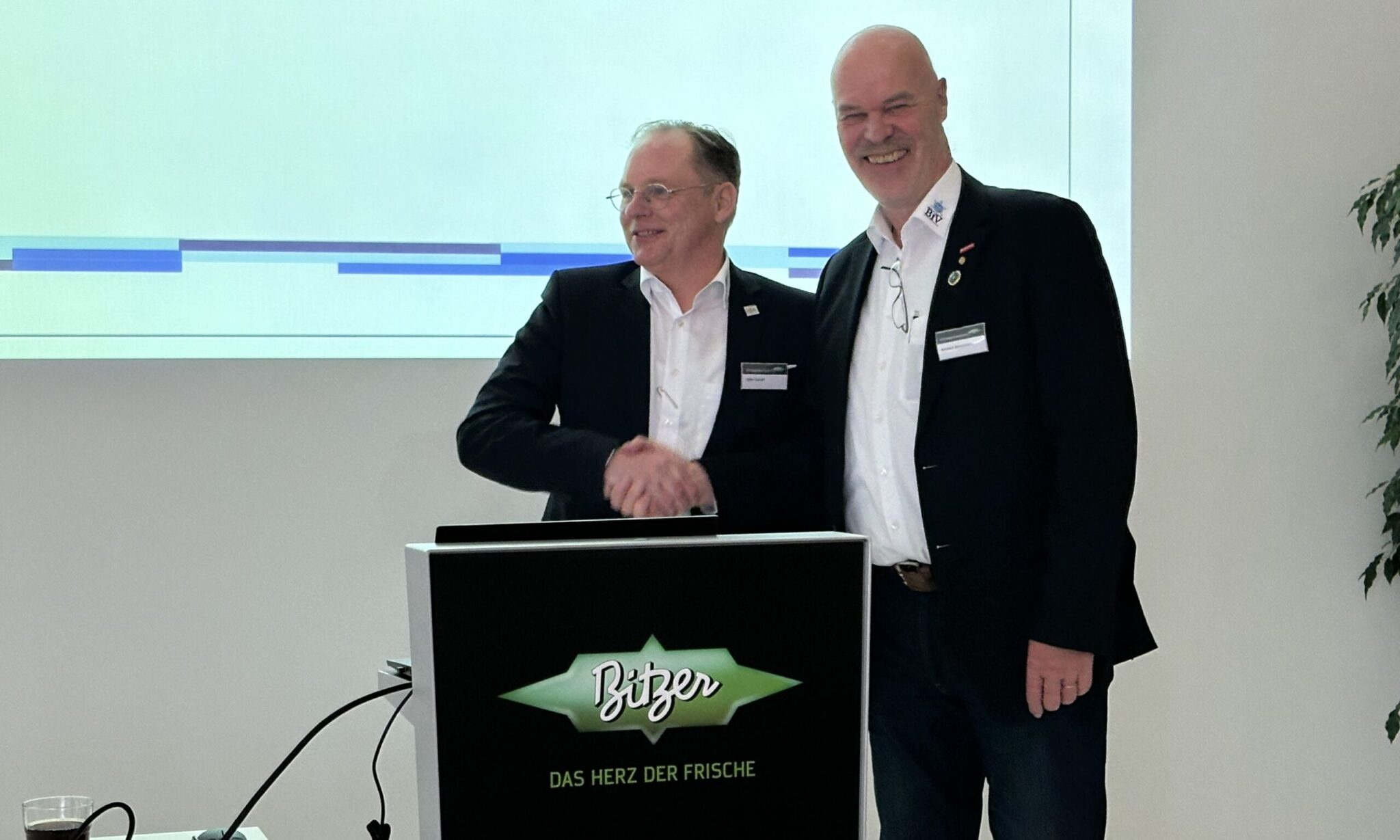 Neuer Bundesinnungsmeister und neuer Vorstand beim BIV - cci Dialog GmbH